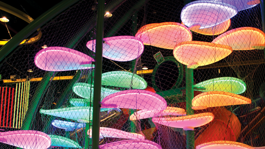 Cloud Climb | Walltopia