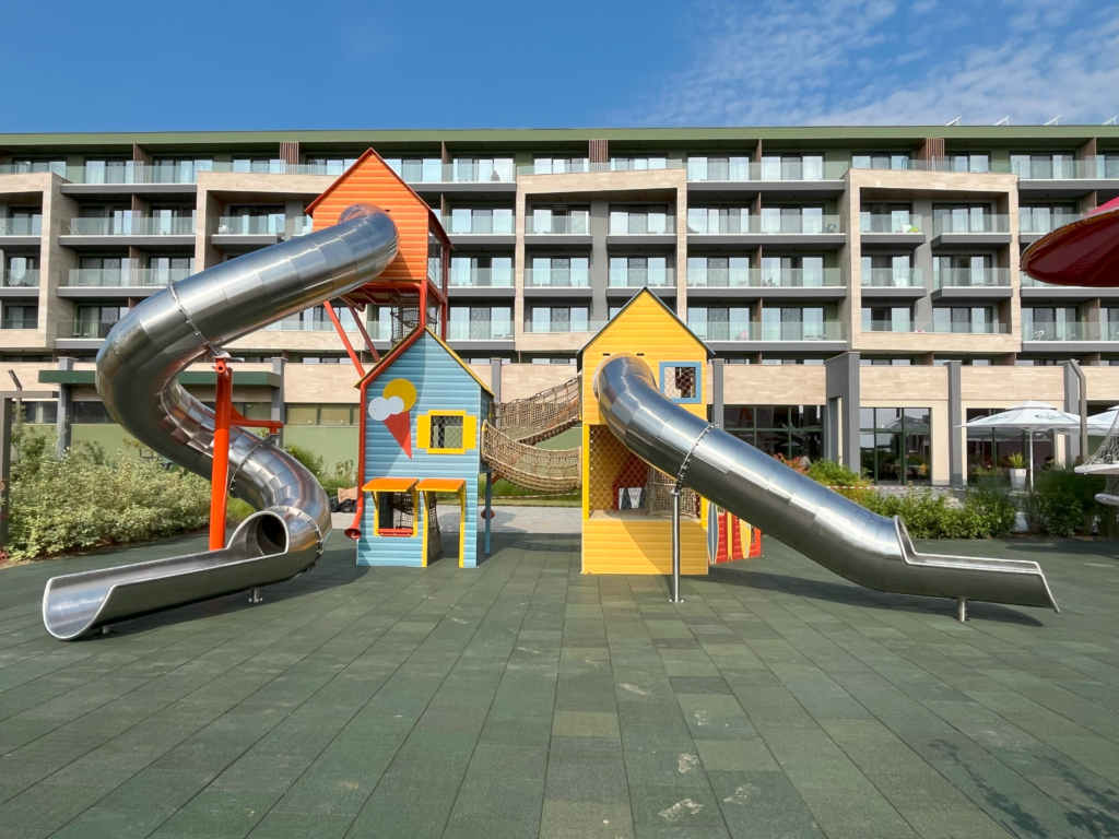Playgrounds | Walltopia
