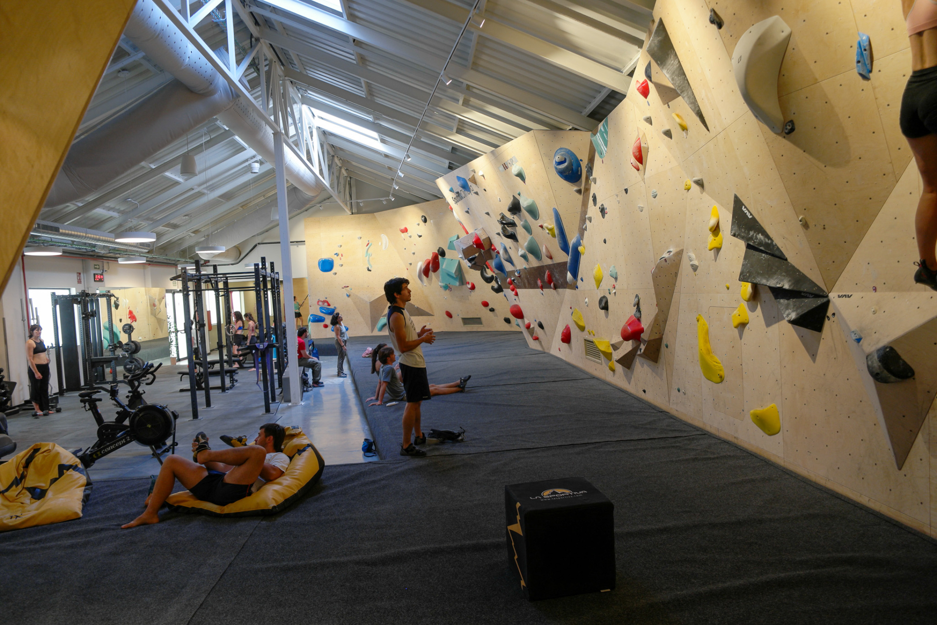 Sputnik Climbing Chamberi | Walltopia